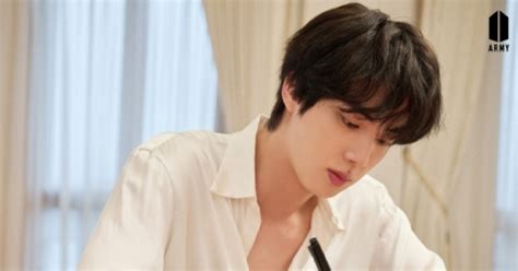 방탄소년단bts 진 시선을 사로잡는 조각 비주얼