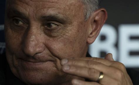 Contra O Grêmio Tite Define Titulares Do Flamengo Sem Gabigol