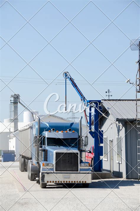 Semi On Scales At Grain Elevator Photos By Canva