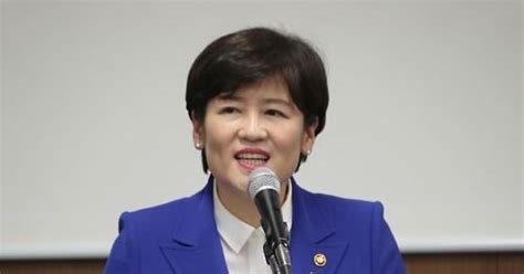 강은희 여성가족부 장관 청주서 여성정책 설명회