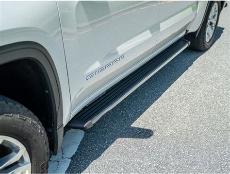 Ionic 61 Series Black Running Boards Iat 611080andiat 81081 Realtruck