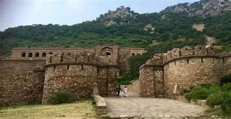 वीडियो में देखें भानगढ़ किले की रानी रत्नावती और तांत्रिक के अभिशाप की