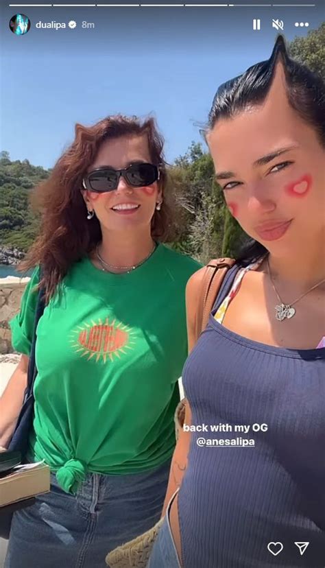 Fotot Dua Lipa Rikthehet Prapë Me Pushime Në Ksamil Saranda News