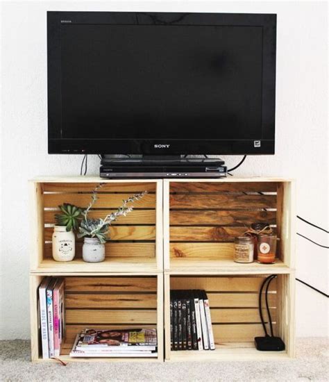 9 DIY Rak TV Dari Kayu Yang Desainnya Kece Dan Bisa Dibikin Sendiri
