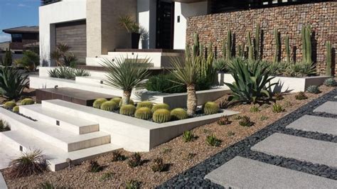 Mur gabion dans le jardin moderne un joli élément fonctionnel