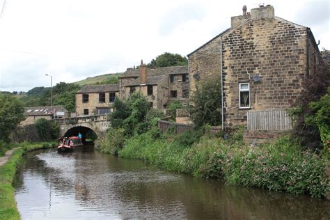 Cruise Guide To The Rochdale Canal Canal Boat