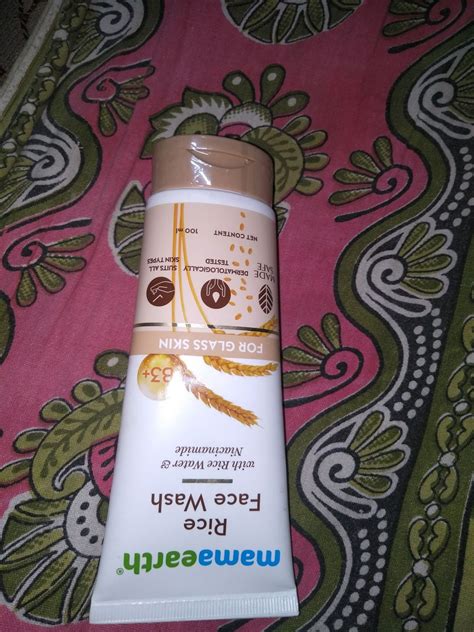 Mamaearth Rice Face Wash With Rice Water And Niacinamide For Glass Skin