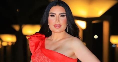 عبير صبرى تتعرض لوعكة صحية ونقلها إلى المستشفى اليوم السابع