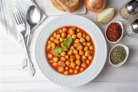 Tradicionais deliciosas comidas turcas grão de bico de comida turca carne nome turco etli