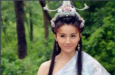 云霄仙子 云霄琼霄碧霄谁最美 伤感说说吧