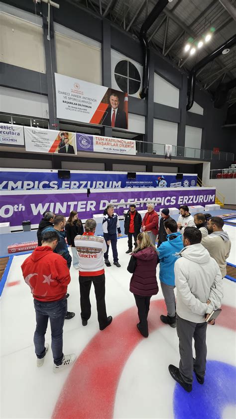 Curling Antrenör Eğitim ve Gelişim Semineri Erzurum da yapıldı