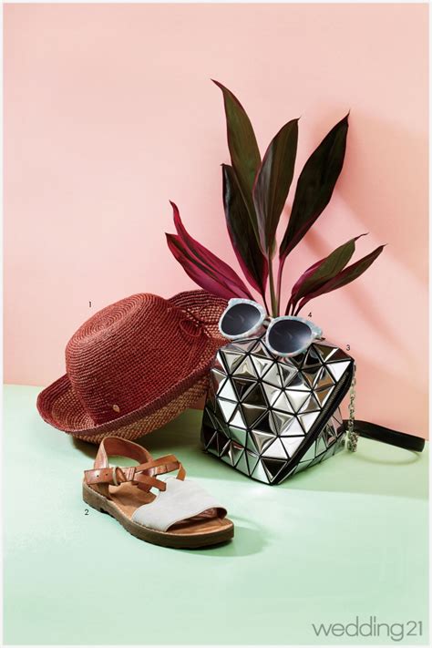 패션 ① 더운 여름을 위한 머스트해브 패션 아이템