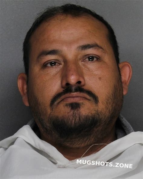 Hernandez Ever Martinez 04292023 Ellis County Mugshots Zone