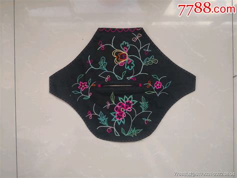 老手工刺绣肚兜包老 其他布艺品 货泉阁【7788收藏】