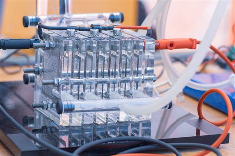 Designing A Lighter Fuel Cell With Higher Current Density Uconn Today