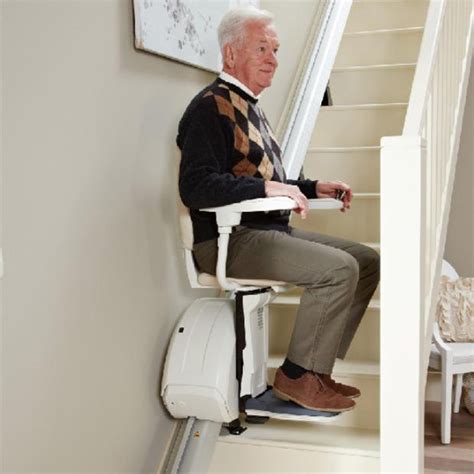 Фабрика на доставчици на производители на евтини стълбищни асансьори компания за стълбищни