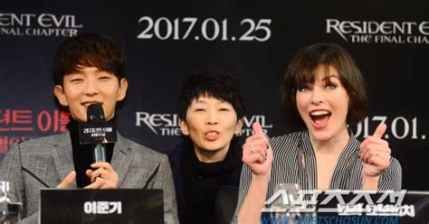 [포토] 밀라 요보비치 이준기 리얼액션에 엄지 척~