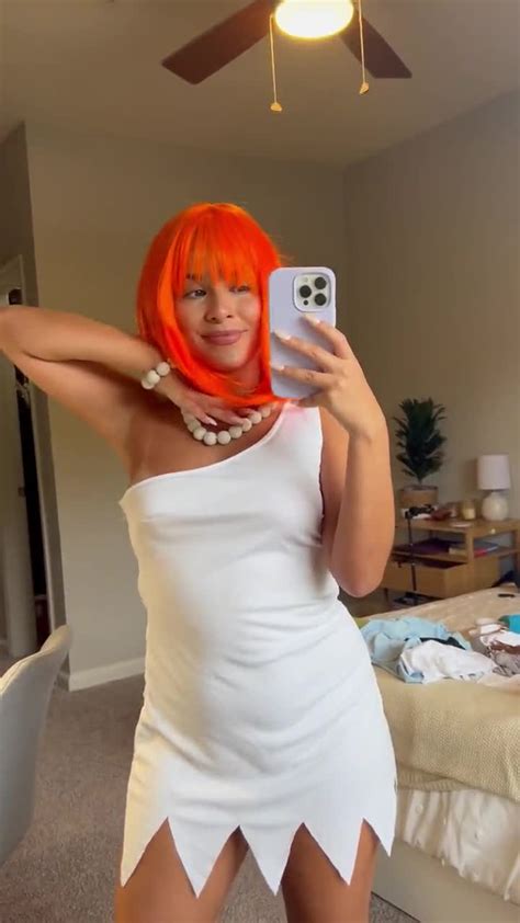 Wilma Costume