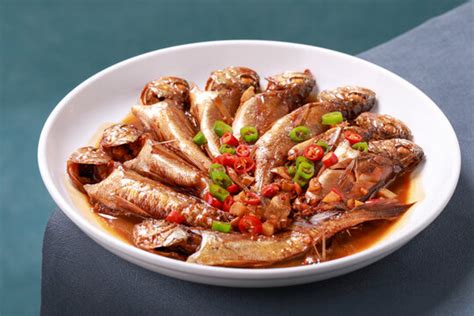 红烧小黄鱼图片素材 红烧小黄鱼设计素材 红烧小黄鱼摄影作品 红烧小黄鱼源文件下载 红烧小黄鱼图片素材下载 红烧小黄鱼背景素材 红烧小黄鱼模板