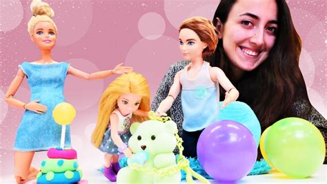 Barbie ve Sevcan Chelsea için doğumgünü sürprizi yapıp hediye almaya