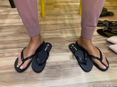 Wu S Feet Links Big Feet Girls