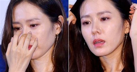 T포토 Lab 손예진 눈물이 그렁그렁 웃고 있어도 촉촉한 눈가