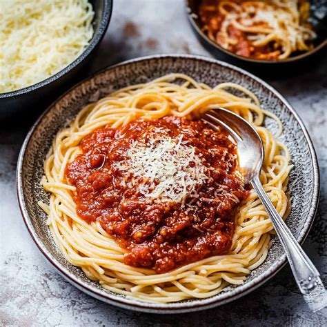 Easy And Rich Tomato Pasta Sauce Recipe Homemade Magic In Minutes