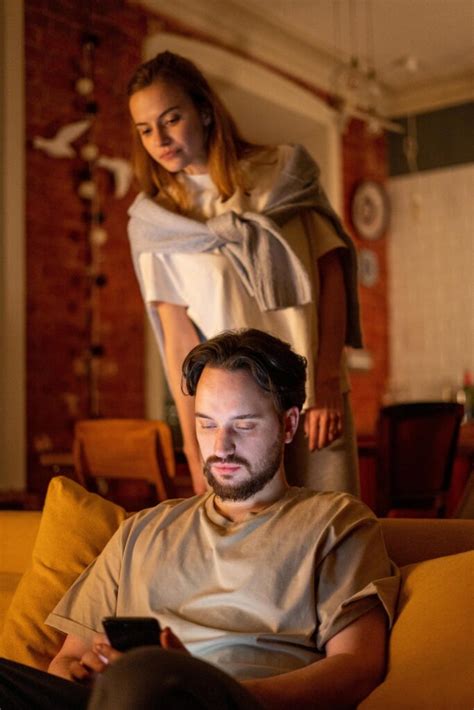 Polyamorous Relationship Rules That Work For Everyone