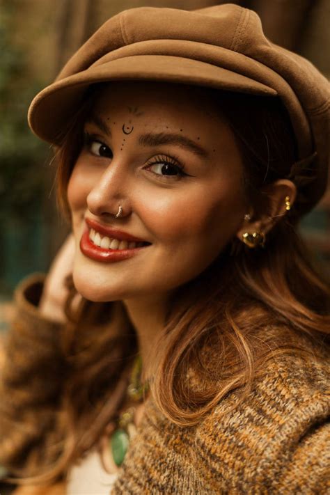 8 Makeup Blunders That Add Years To Your Look And How To Avoid Them