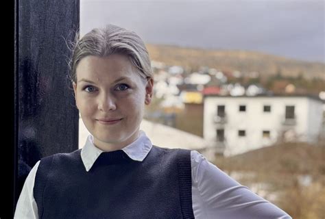 Barbara Tekur Sæti á Fólkatingi Fm1