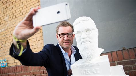 Kunstprojekt Kai Diekmann Rwe Und Ein Fiktives Bundesamt