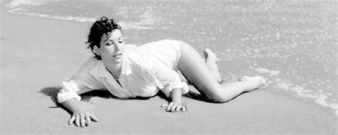 Mara Corday Model Profile
