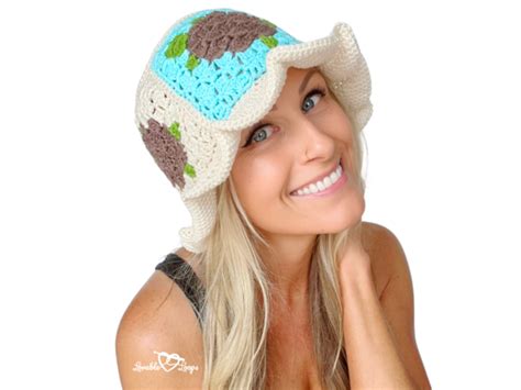 Land And Sea Turtle Bucket Hat