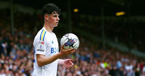 Daniel Farke On Archie Gray Versatility And Why Leeds United Prospect