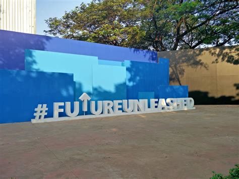 Slides Future Unleashed Authoring Arm Templates · Ravikanth Chaganti