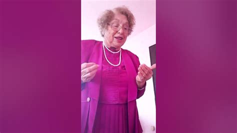 Листопад текст Снежана Рудакова музика и изпълнение Вера Тодорова Youtube