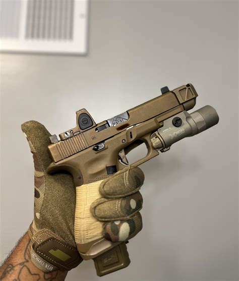 Glock 19x With Rmr Hrs And Pmm Comp Threaded Barrel Rgunporn