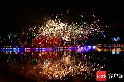 海口五公祠上演非遗绝技打铁花 绚丽壮观引市民赞叹 海口旅游网