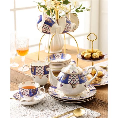스칸디나비아 본 차이나 커피 컵 세트 레트로 궁전 영어 티 세트 도자기 차 포트 설탕 그릇 우유 주전자 커피 머그잔 접시 세트커피웨어 세트 Aliexpress