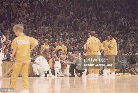 Joe Mullaney Basketball Photos And Premium High Res Pictures Getty Images