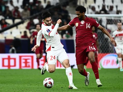 كأس آسيا منتخب قطر يفوز على نظيره اللبناني في المباراة الافتتاحية