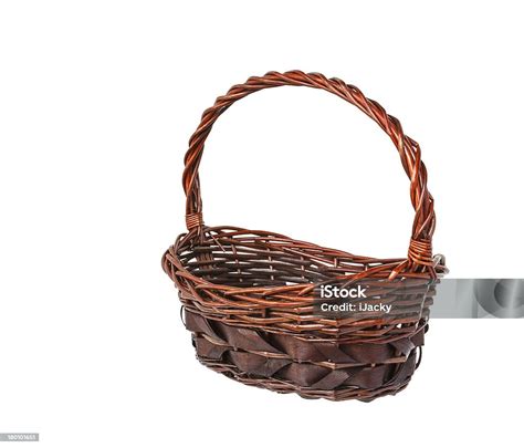 空の籐のバスケット からっぽのストックフォトや画像を多数ご用意 からっぽ カットアウト デザイン Istock
