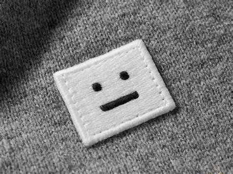 아크네 파타고니아 반팔티 반바지 청바지 원피스 치마 바람막이 파우치 신발 가방 클러치 Band