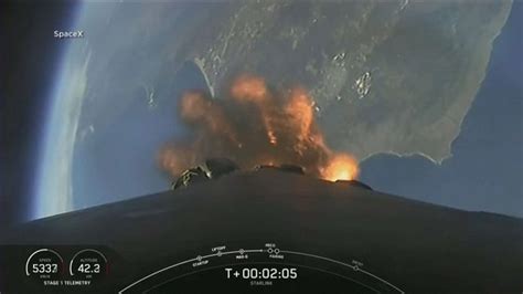 Video Spacex Lanza Con éxito El Cohete Falcon 9 Desde California