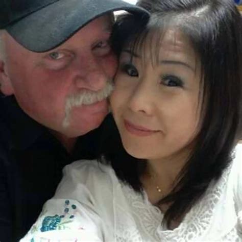 49岁华裔人妻“窒息式性爱被勒毙” 老公才知她外遇又卖淫