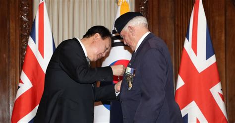 윤 대통령 한국전 참전용사 국민포장 수여식