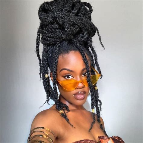 28 Stunning Natural Afro Curly Hairstyles For Black Women