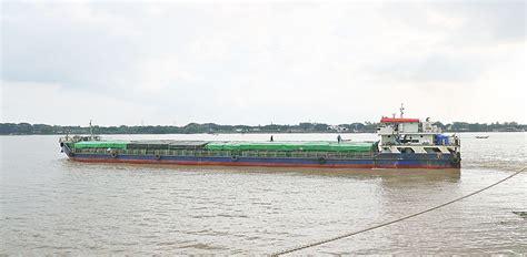 ရခိုင်ပြည်နယ်သို့ ပြန်လည်ထူထောင်ရေးပစ္စည်းများ ပို့ဆောင် Myawady Webportal