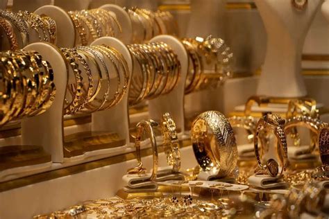 پیش بینی قیمت طلا پس از مذاکرات ایران و آمریکا طلا بخریم یا بفروشیم؟