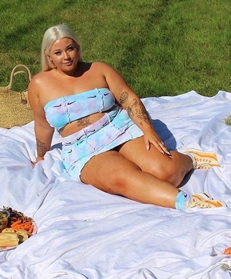 Full Thighs In The Mini 1574 Porn Pictures Xxx Photos Sex Images